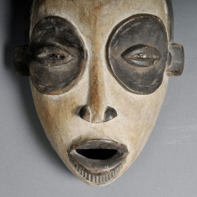 Igbo Mask - Nigeria - I T O K I S H